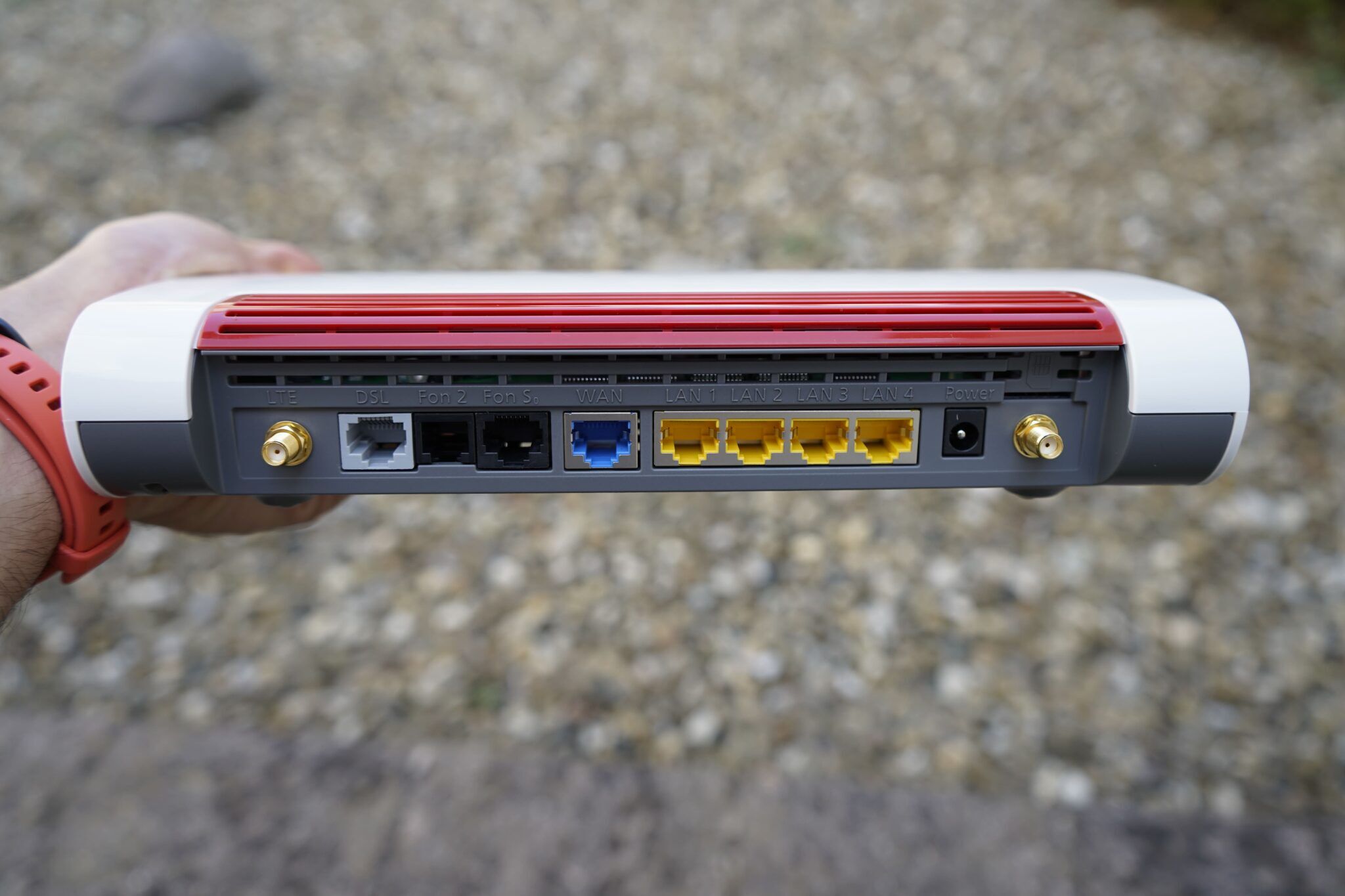 Recensione AVM FRITZ!Box 6890 LTE: il modem/router più completo dell ...